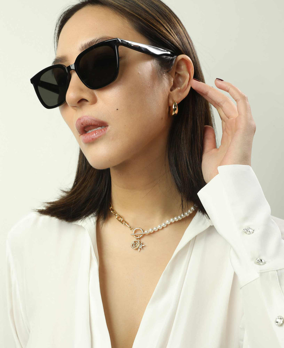 Alyssa Gold Chunky Hoop Earrings | Sachelle Collective
